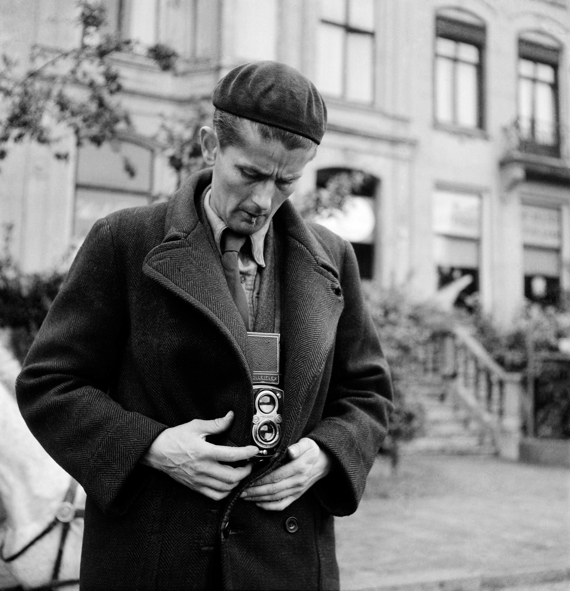 Photographers [Oo] Early Black & White | Photos by Saul Leiter, 1940 ...